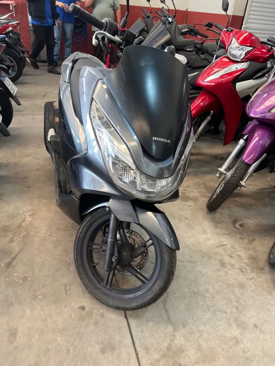 Motos HONDA PCX 2016 no Brasil