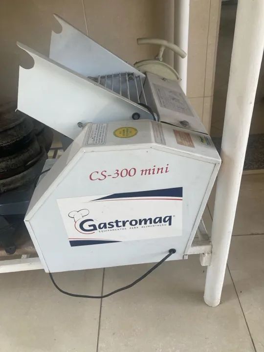 Máquina de fazer pastel CS-300 mini - Gastromag - Gastronomia e Hotelaria - Sion, Belo Horizonte ...