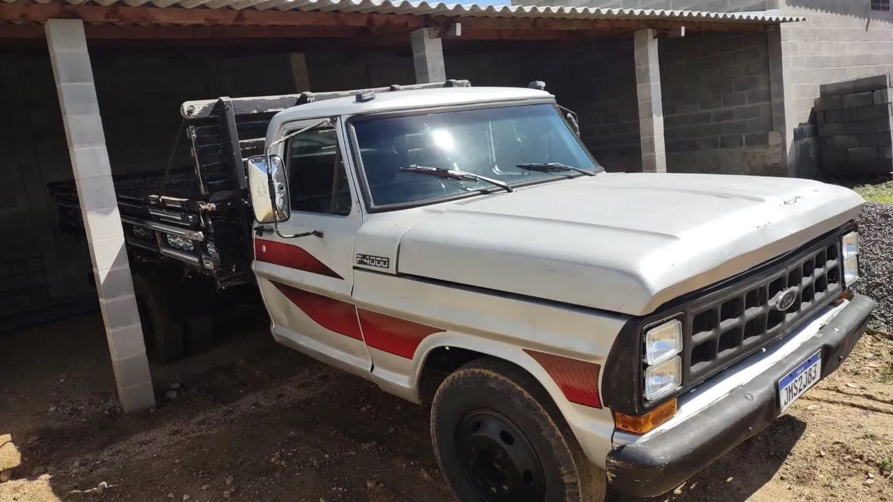 Ford F-4000 1980 - Caminhão em Ótimo Estado - Caminhões - Riachão do Jacuípe 1376665281 | OLX