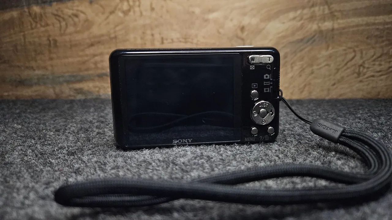 Câmera digital Sony Cyber-shot dsc w570 16.1 megapixels NOVA - Câmeras ...