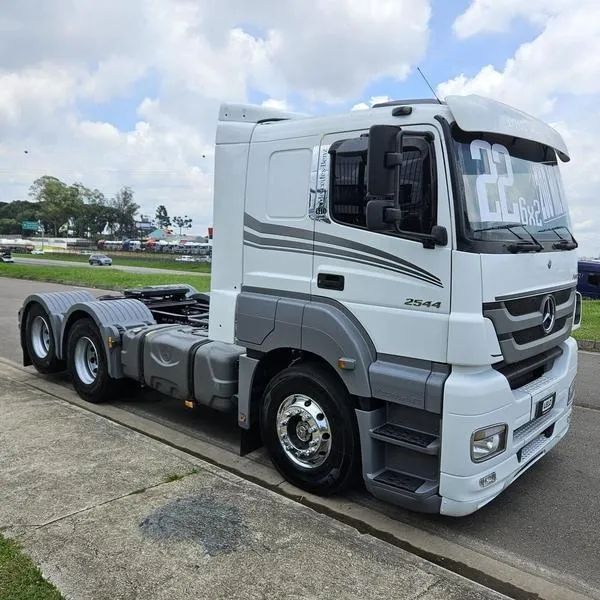 Mercedes Benz Axor 2544 6x2 Ano 22 Automático 220 mil km muito novo ...