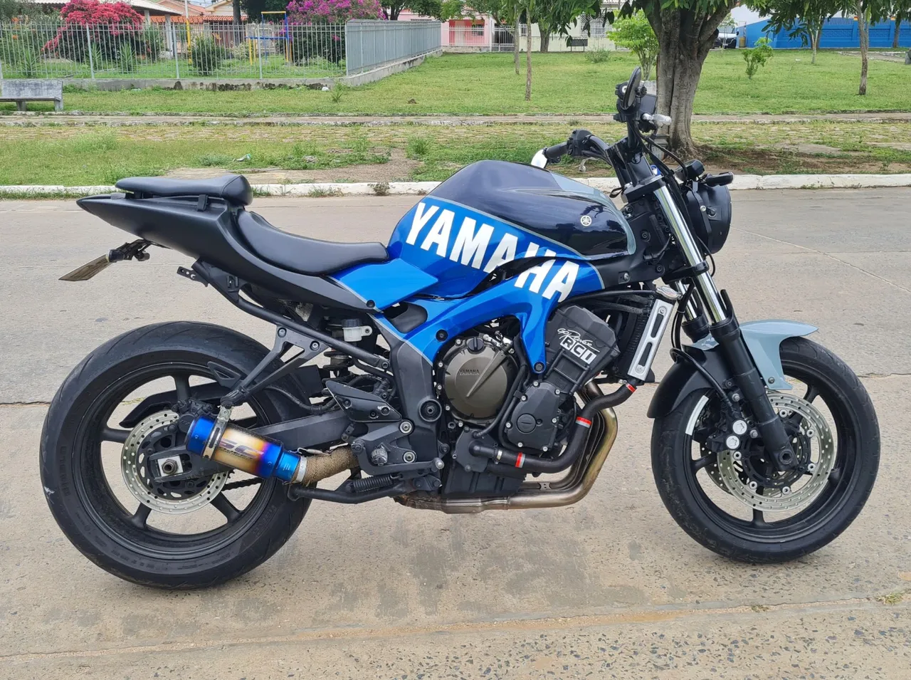 Motos YAMAHA FZ6 no Brasil