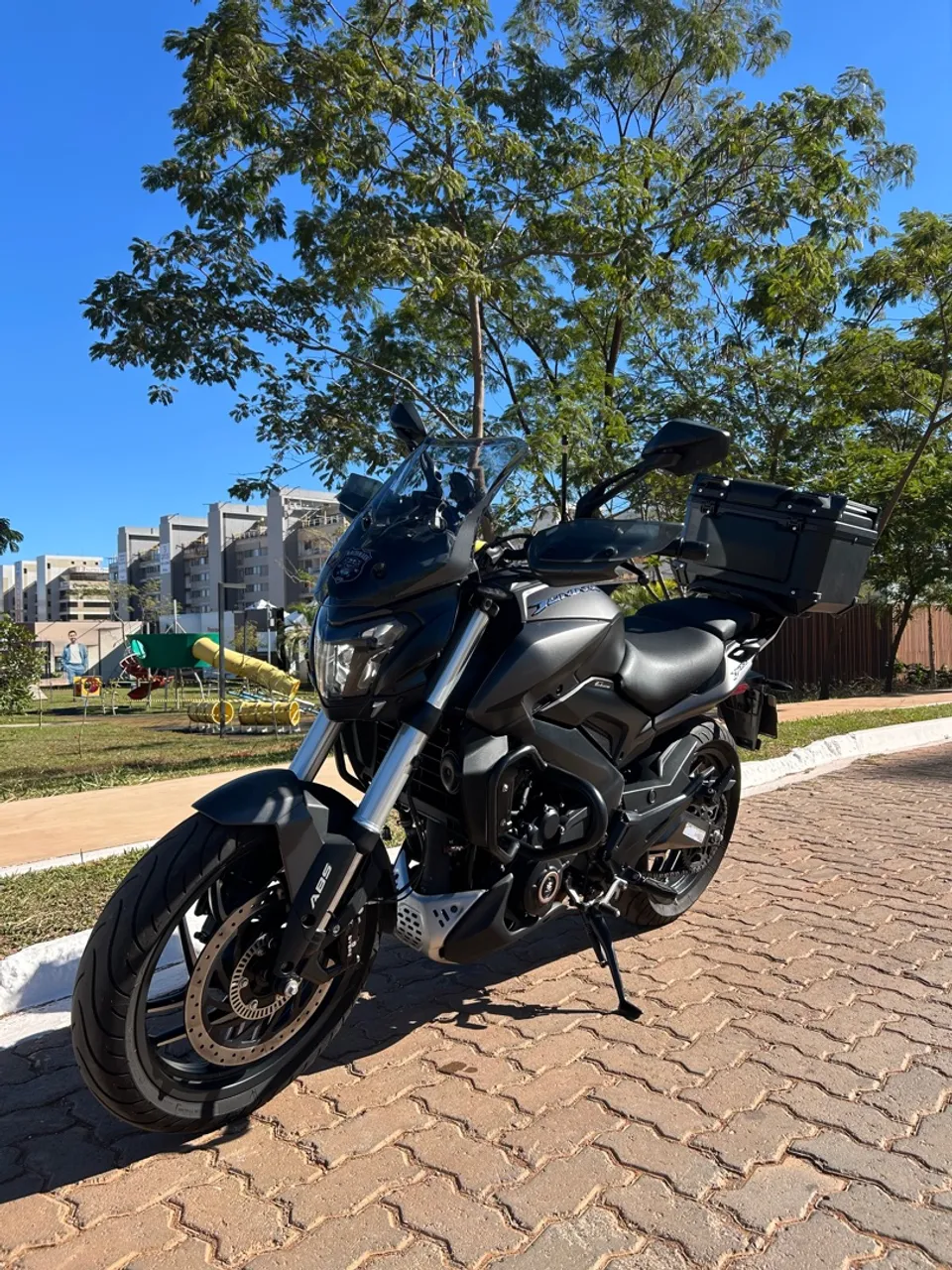 Motos BAJAJ DOMINAR no Brasil