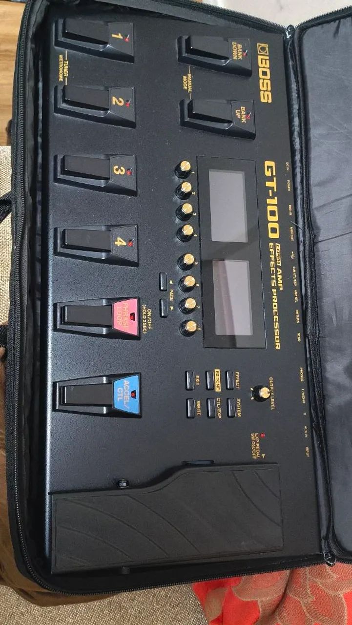Pedaleira Boss Gt-100 Nova + Fonte + Bag - Instrumentos musicais ...