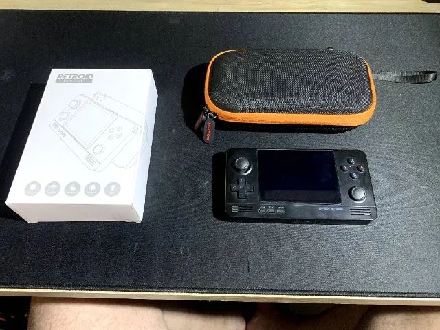 MUITO NOVO! Retroid Pocket 2 Plus + Case original + Adaptador pra HDMI ...