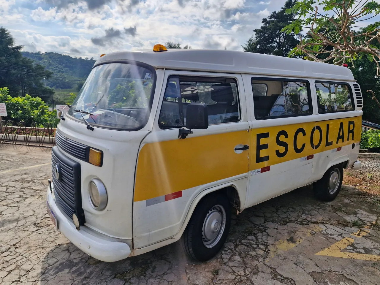 "carro escolar" - Carros Usados e Novos à venda