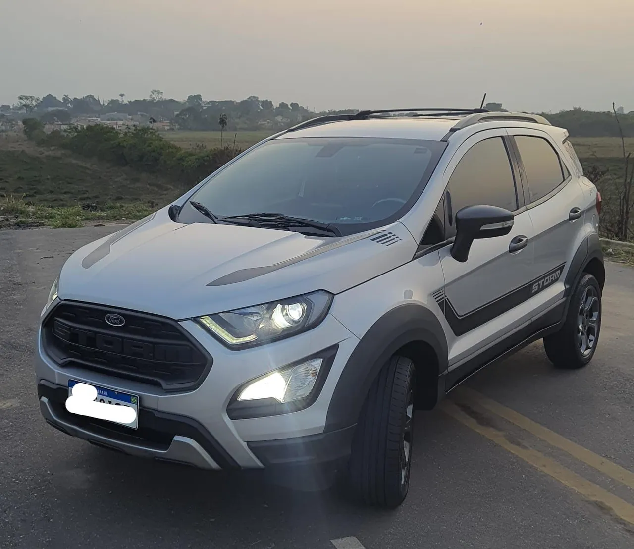 FORD ECOSPORT STORM 2.0 4WD 16V FLEX 5P AUT. Usados e Novos