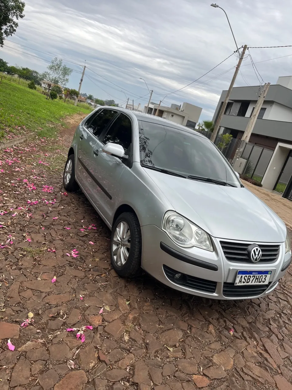 VOLKSWAGEN POLO 2010 Usados e Novos