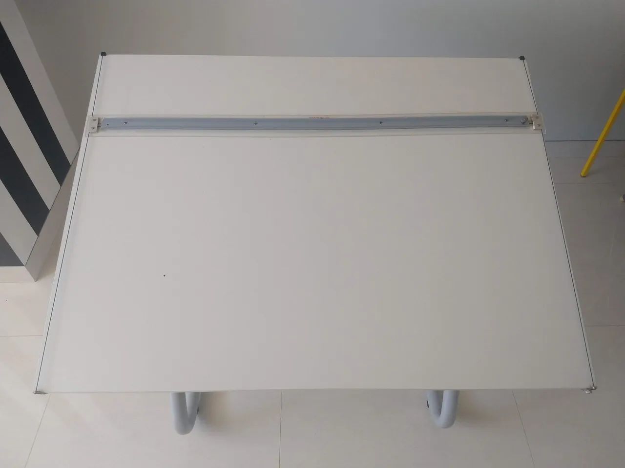 Prancheta A0 Trident TUB-11 para desenho técnico com régua paralela ...