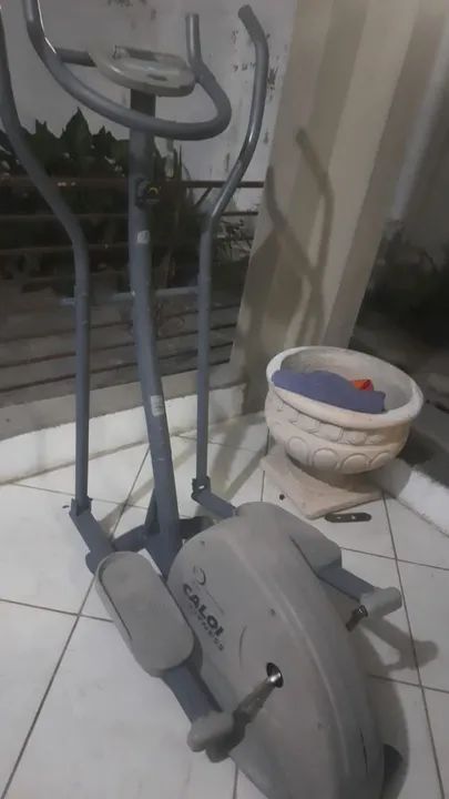Elíptico Caloi - Academia e Exercícios - Oswaldo Cruz, Rio de Janeiro ...