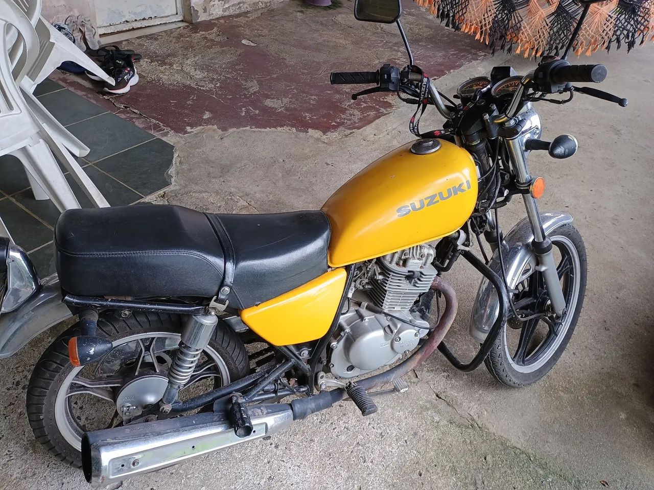 Motos SUZUKI INTRUDER 125 no Brasil