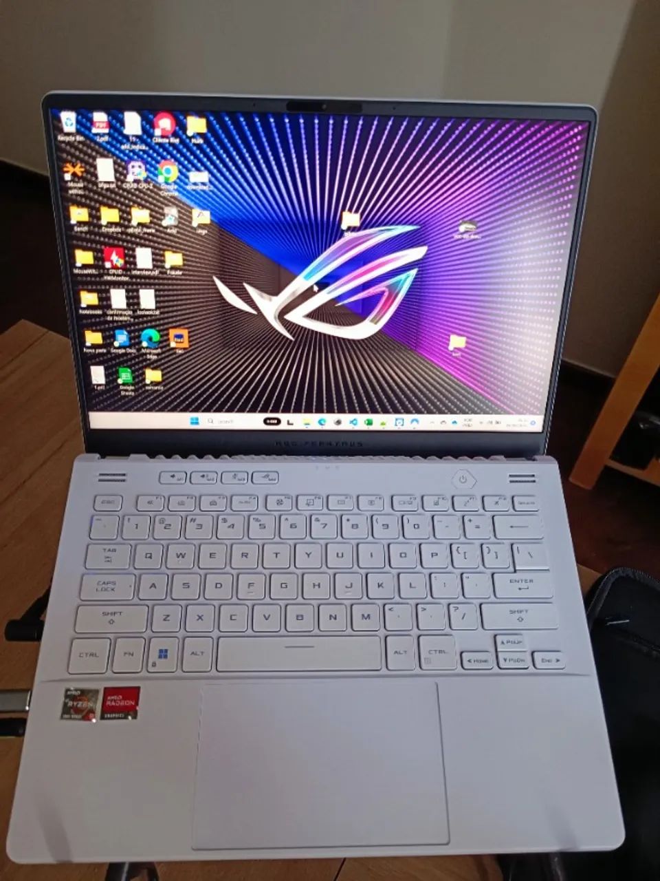 ASUS ROG Zephyrus G14 - Ryzen 9 + RX 6700S + 40GB RAM + 1TB - Notebooks ...