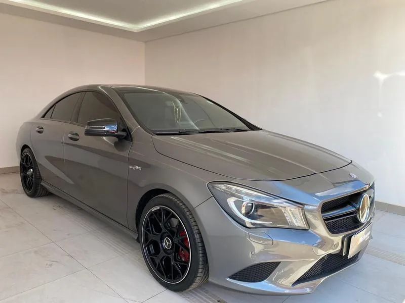 MERCEDES-BENZ CLA-200 2016 Usados e Novos