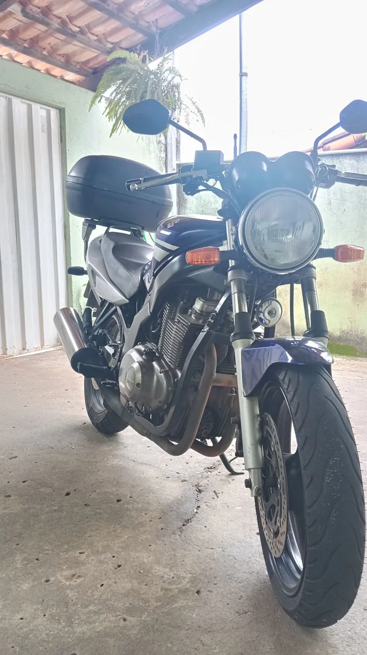 Motos SUZUKI GS 2008 no Brasil