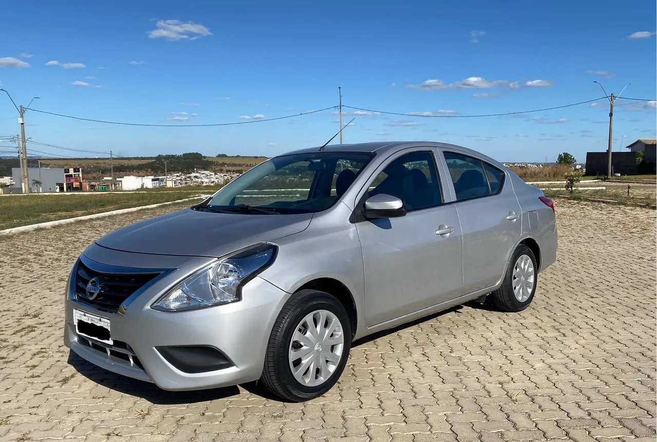 "nissan versa 2017" - Carros Usados e Novos à venda