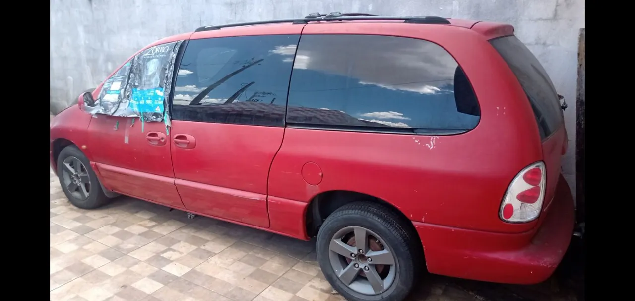 "grand caravan" no Brasil