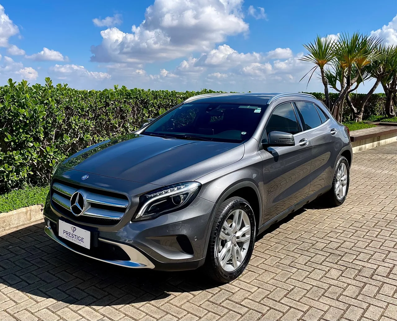 MERCEDES-BENZ GLA-200 Usados e Novos