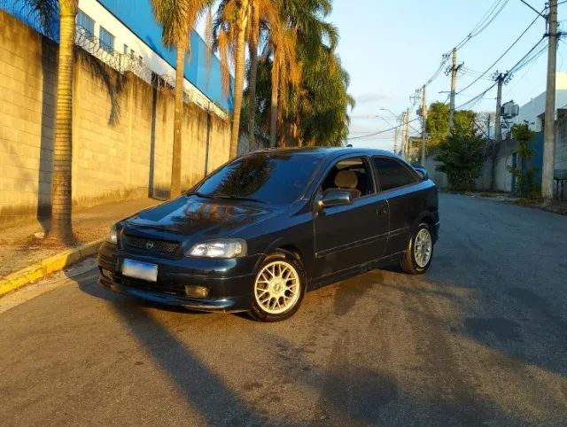 Carros 2000 Usados e Novos à venda
