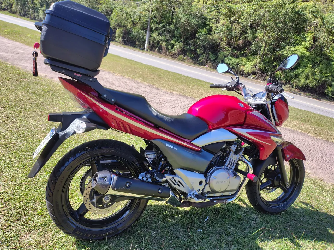 Motos Suzuki Inazuma no Brasil