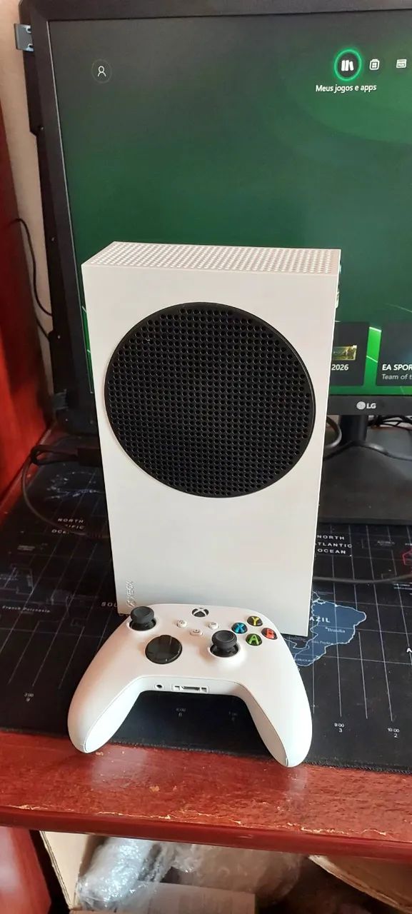 Xbox series S (impecável) + controle original (impecável) + bateria ...