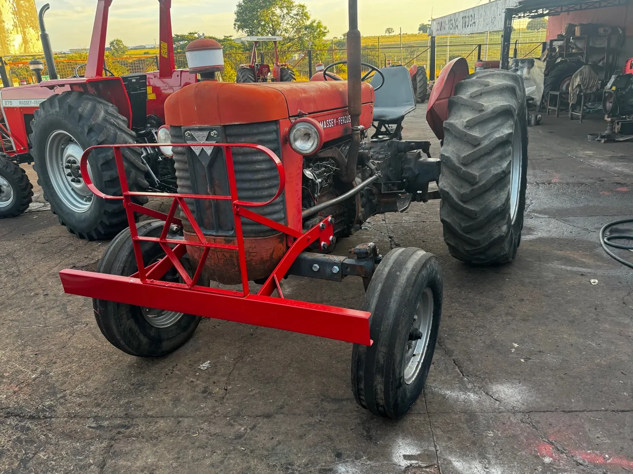 "massey ferguson 65x" - Tratores e máquinas agrícolas no Brasil