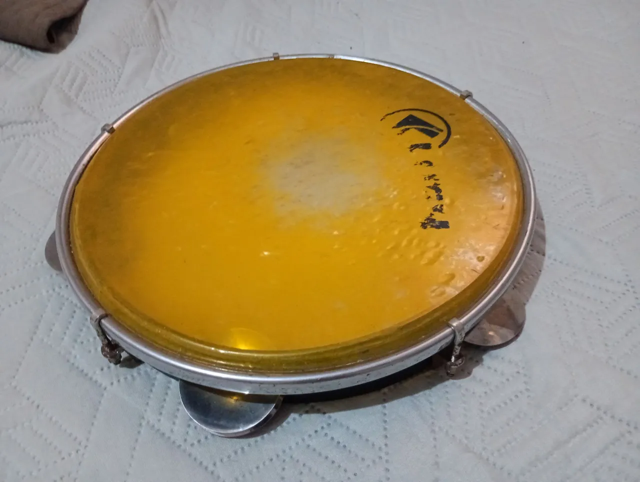 "pandeiro" - Instrumentos musicais no Brasil