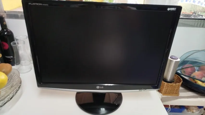 "monitores de 22 polegadas" - Monitores no Brasil