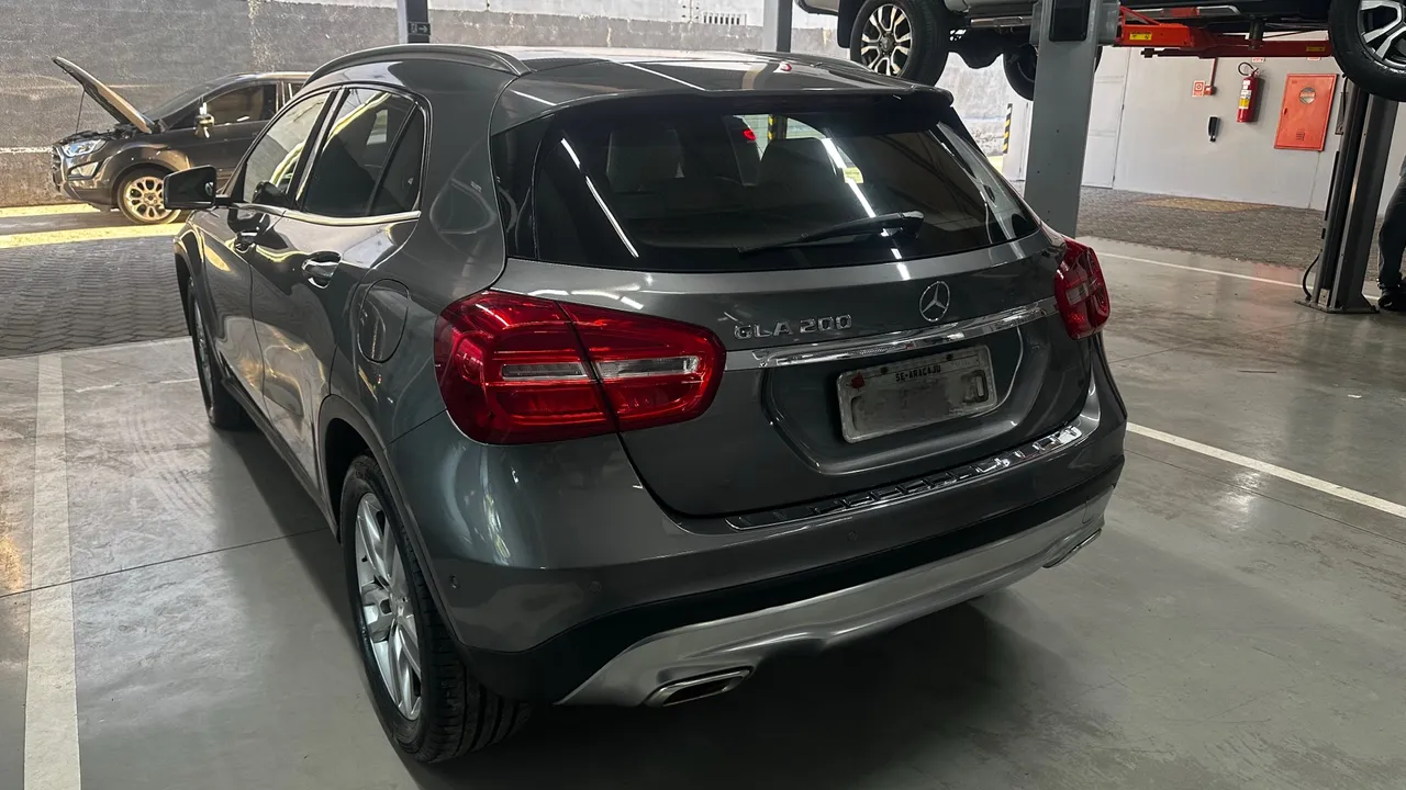 MERCEDES-BENZ GLA-200 2016 Usados e Novos