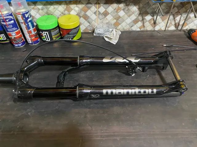 "manitou machete" no Brasil