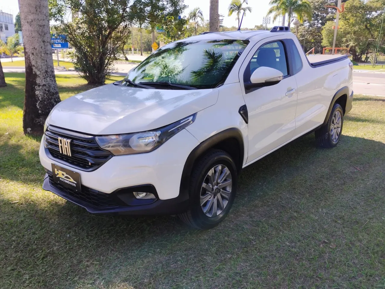 FIAT STRADA FREEDOM 1.3 FLEX 8V CS PLUS Usados e Novos