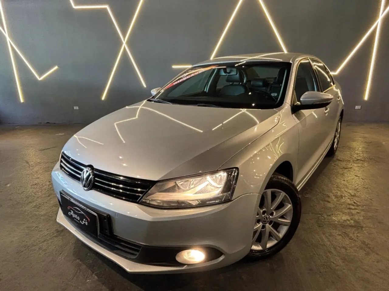 VOLKSWAGEN JETTA 2013 Usados e Novos