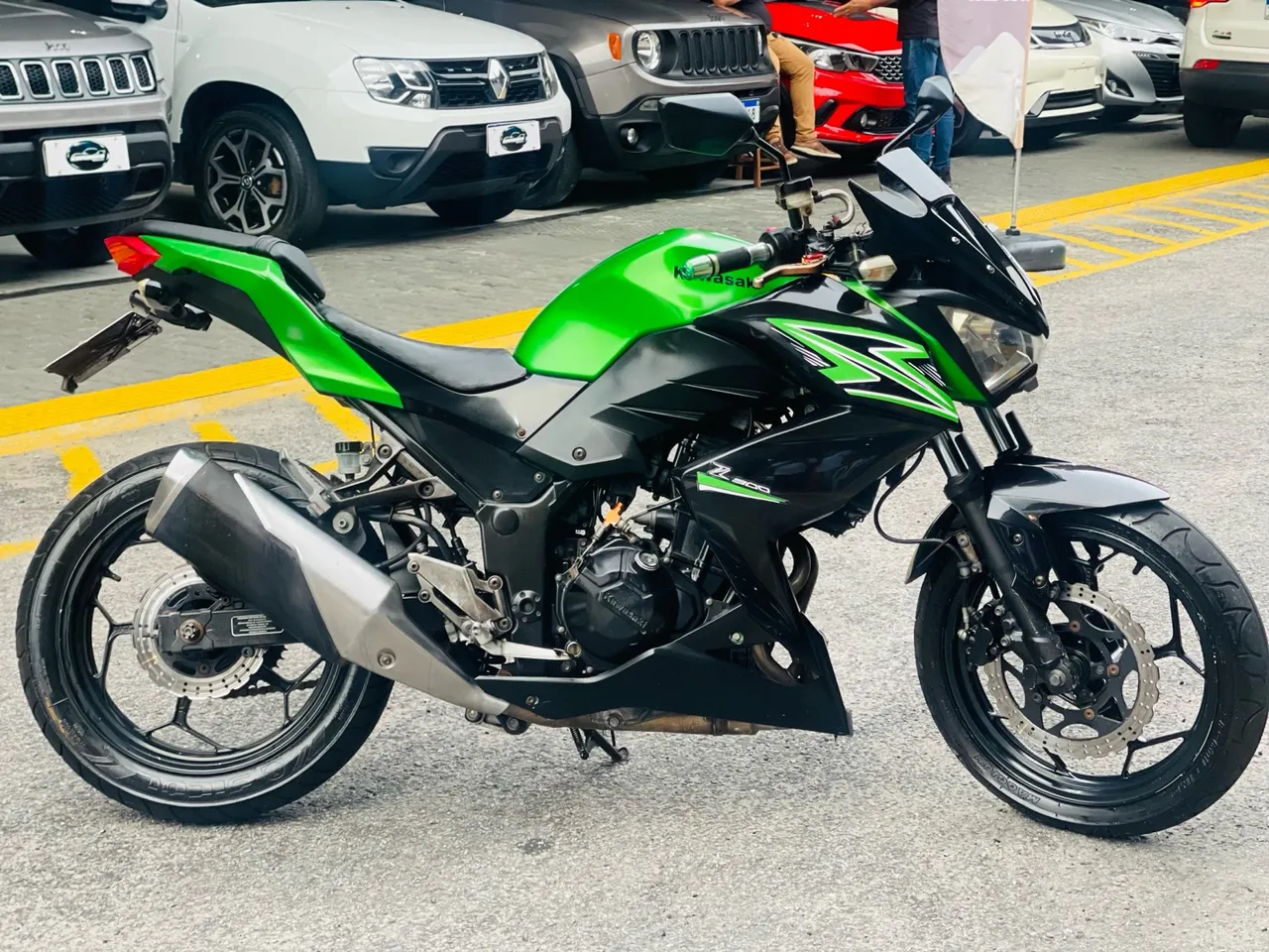 Motos KAWASAKI Z 300 no Brasil