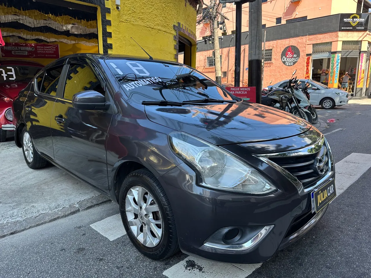 NISSAN VERSA 2018 Usados e Novos