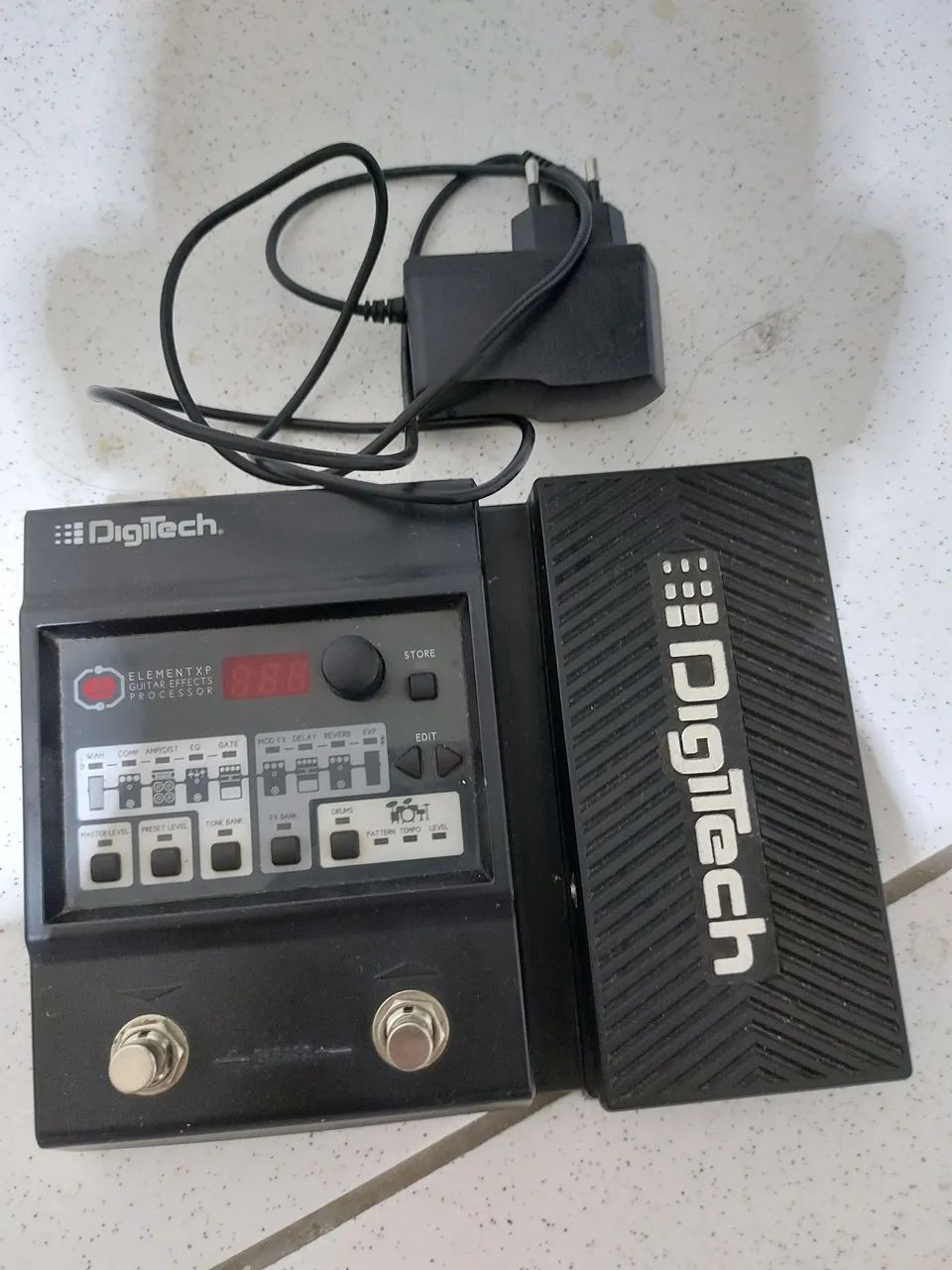 PEDALEIRA DIGITECH ELEMENT XP COM PEDAL DE WHA WHA OU WHAMMY ...