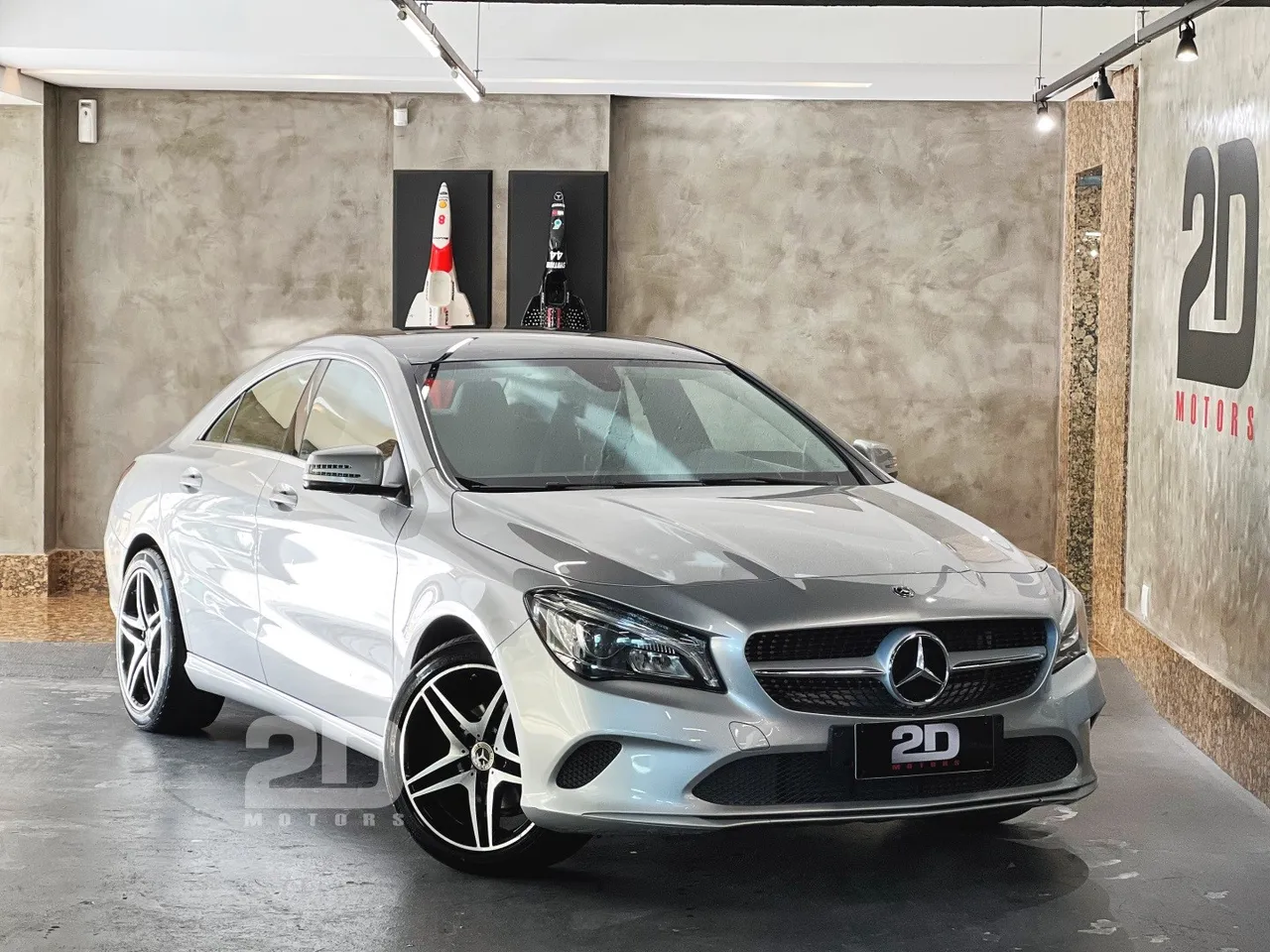MERCEDES-BENZ CLA-180 Usados e Novos