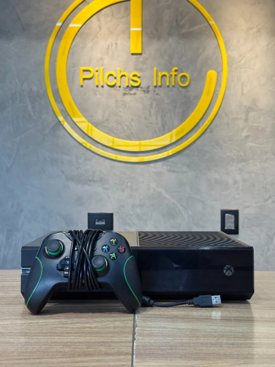 "xbox one fat 500gb" - Consoles de Vídeo Game no Brasil