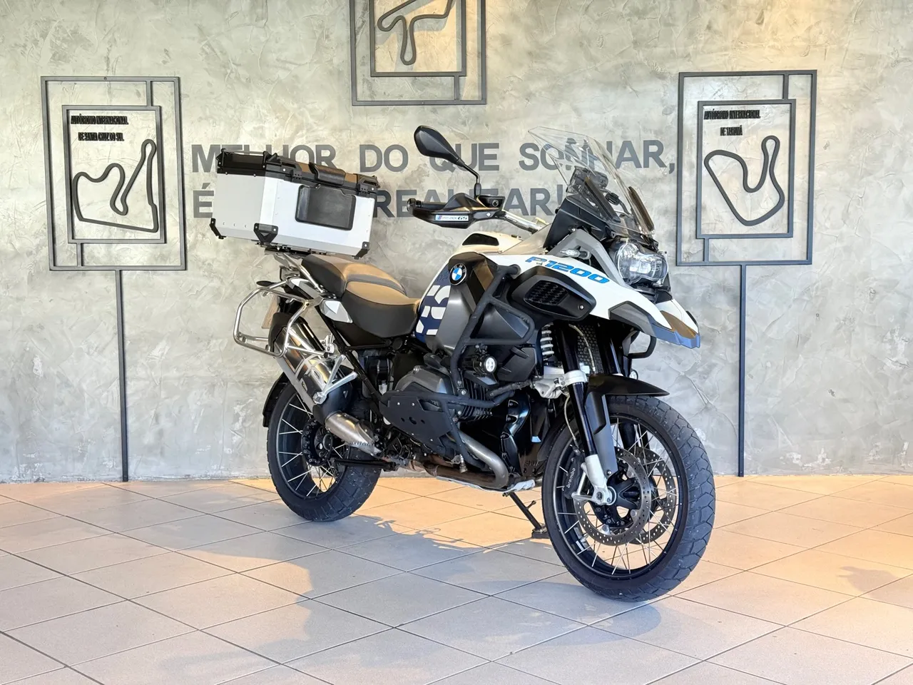 Motos BMW R 2015 no Brasil