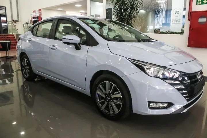 NISSAN VERSA 2025 Usados e Novos