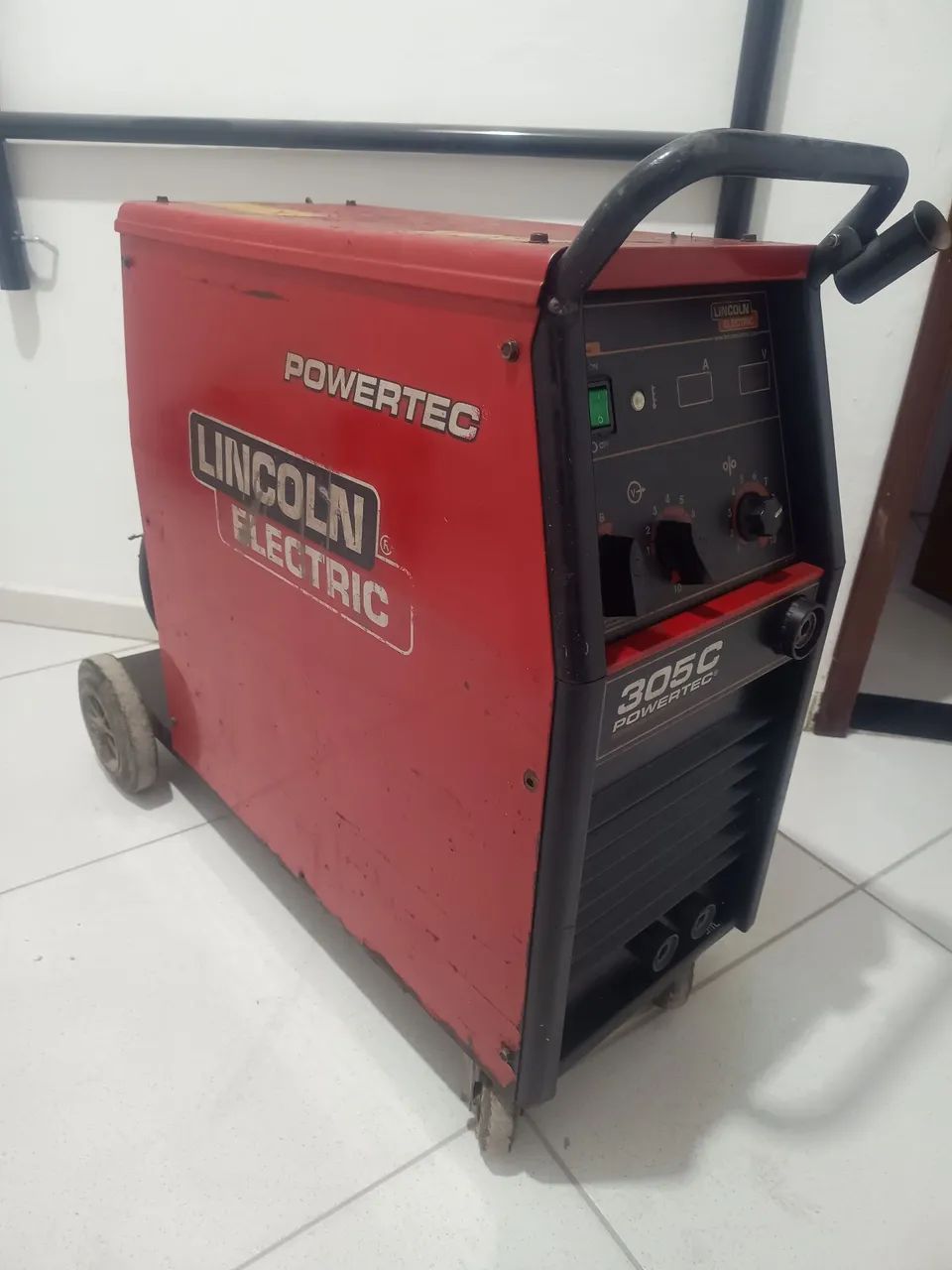 A Máquina de solda MIG/MAG 300 ampéres trifásica POWERTEC 305C da ...