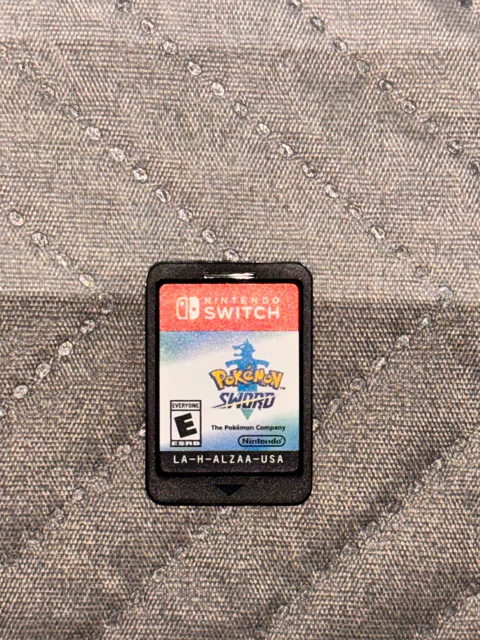 Pokémon Sword - Nintendo Switch - Jogos de Vídeo Game - Jardim Luz ...