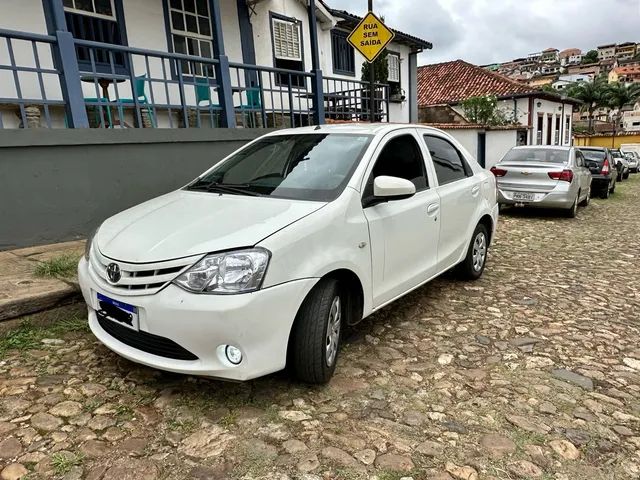 TOYOTA ETIOS 2015 Usados e Novos