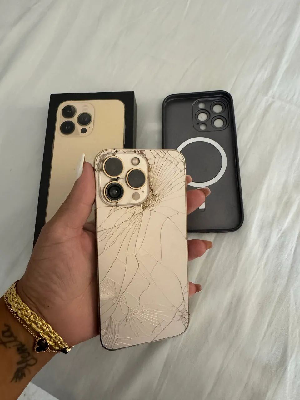 iPhone 13 Pro dourado - câmera e traseira quebrada - Celulares e ...