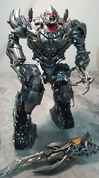 Transformers Megatron BMB KO tanque gigante 38cm de altura - Brinquedos ...