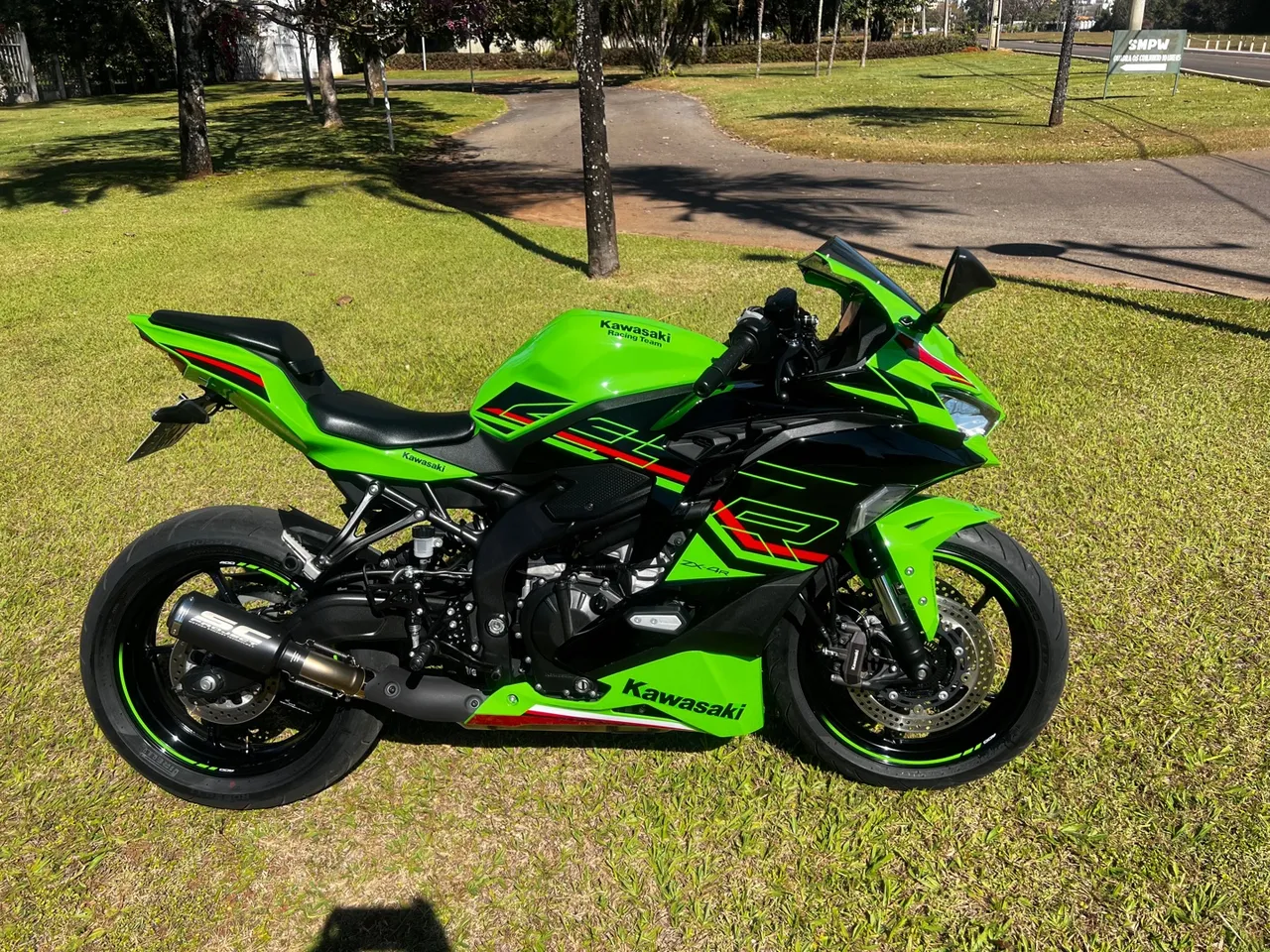 Motos Kawasaki Ninja ZX-4R no Brasil