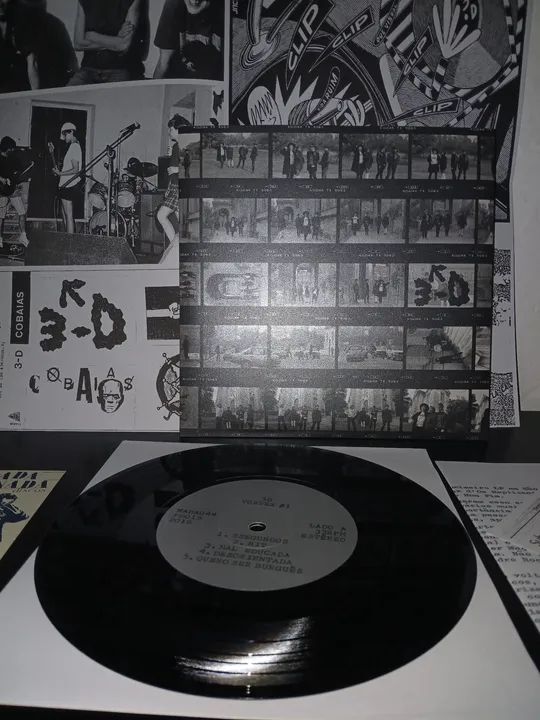 Disco de Vinil 3-D Vortex Demo Replicantes Punk Cólera Nada Nada - CDs ...