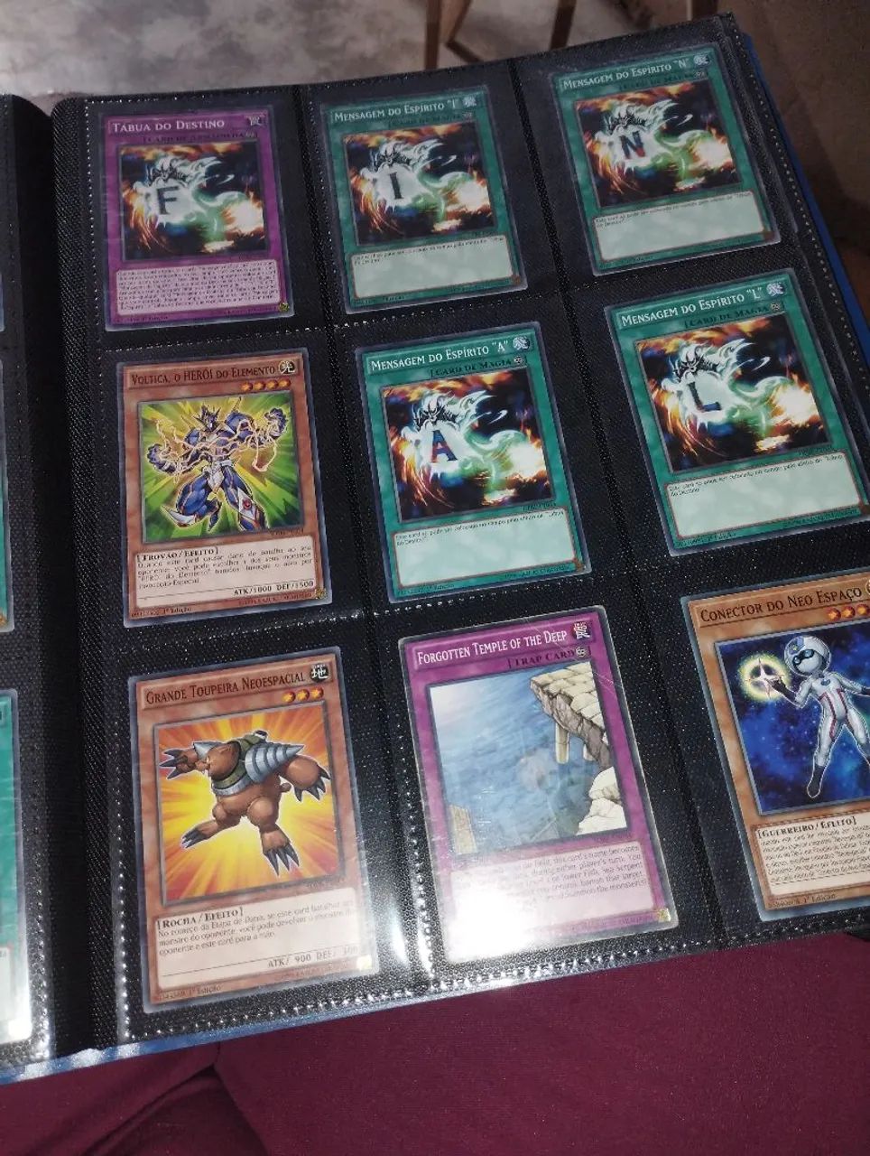 Álbum Central Novo cheio de cartas novas e raras de Yu-Gi-Oh! - Hobbies ...