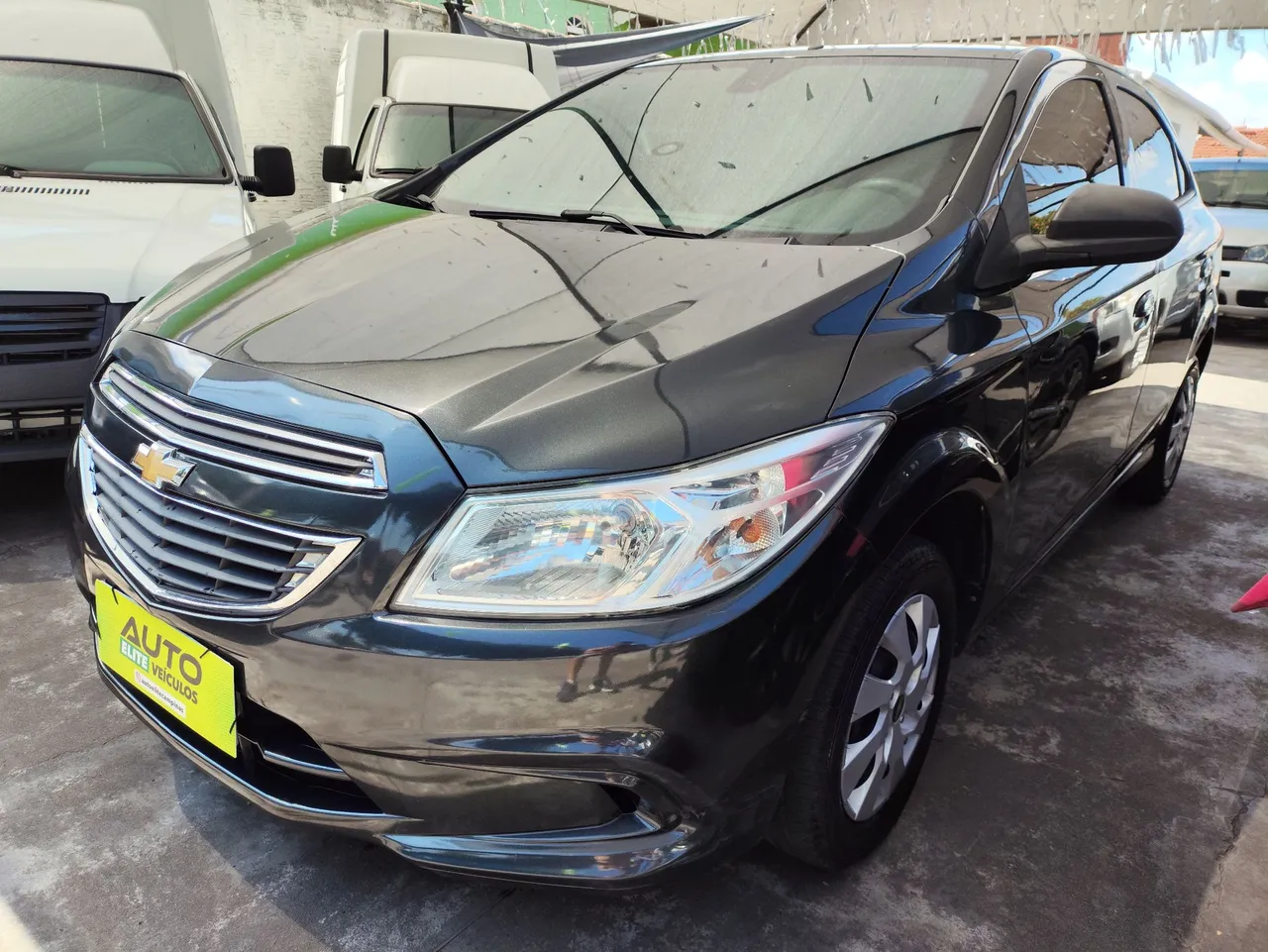 CHEVROLET ONIX 2016 Usados e Novos