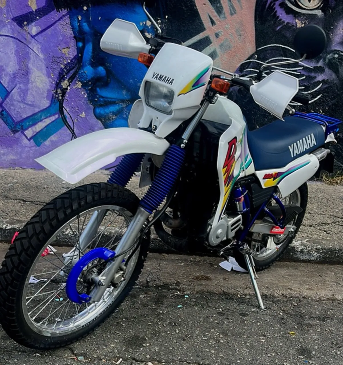 Motos Yamaha DT no Brasil