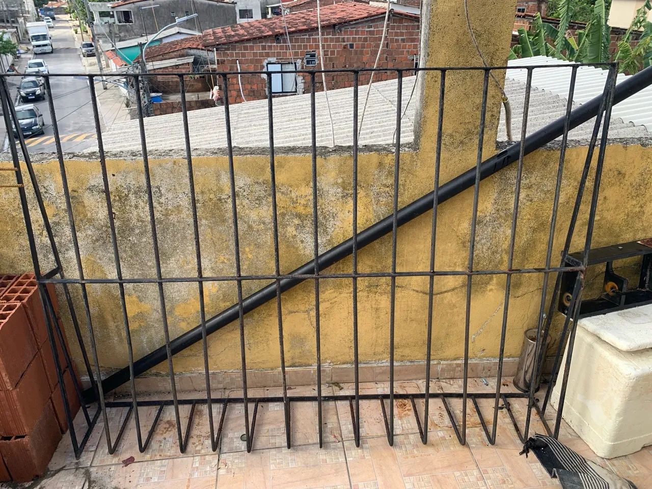 Grade de ferro para proteção de janela - Fundação e Estrutura - Ponte ...