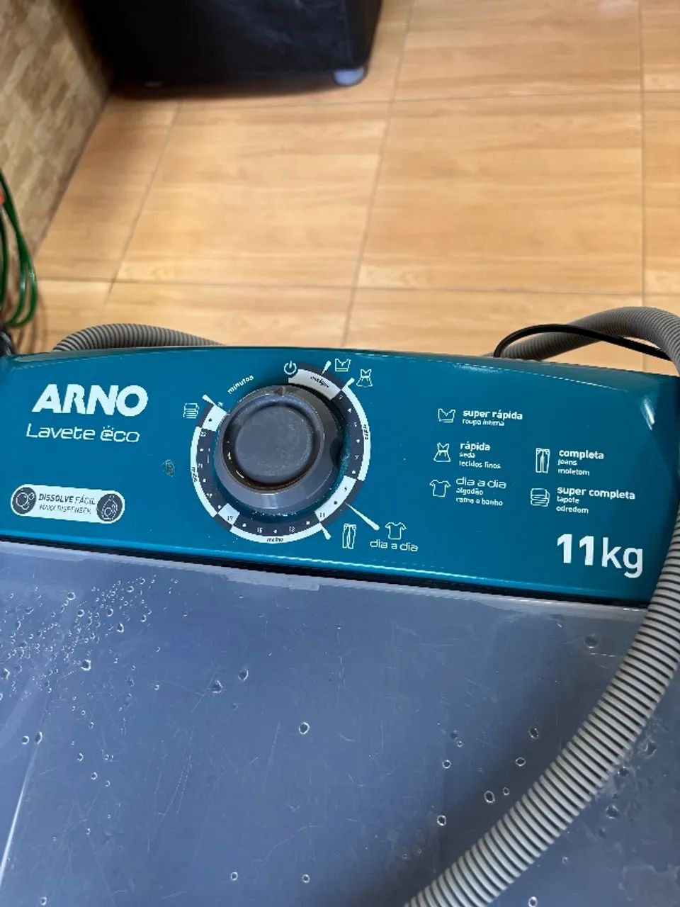 Tanquinho Arno 11kg - Máquinas de Lavar e Secadoras - Setor Estrela ...